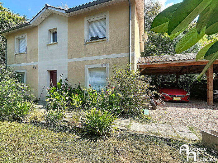 Maison 7 pièces à vendre à Beychac-et-Caillau