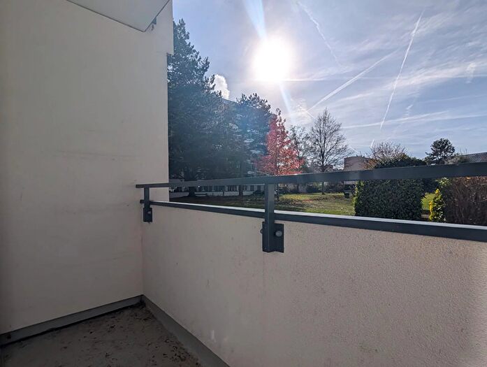 Appartement à vendre - Les Clayes-sous-Bois, Centre-ville - 4 pièces - 3 chambres