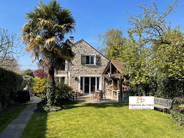 Maison à vendre - Mennecy, Centre-ville, Gare, Châtries, Château, Bel-Air - 7 pièces - 3 chambres