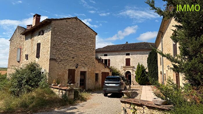 Maison 14 pièces à vendre à Cordes-sur-Ciel