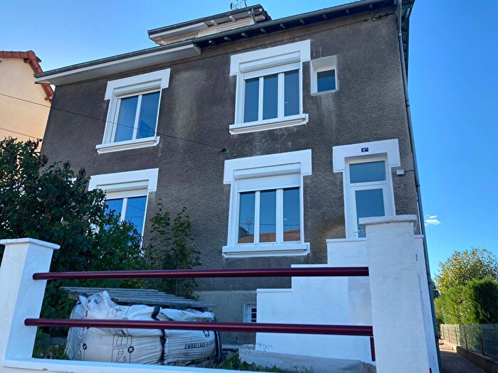 Maison à louer - Mouillelongue, Le Creusot - 4 pièces - 3 chambres