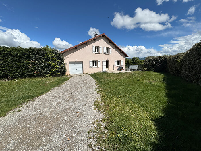 Maison 4 pièces à Pelleautier, à louer