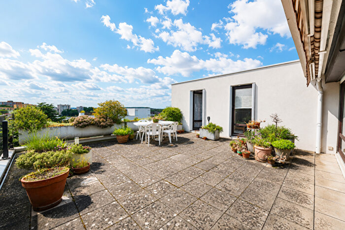 Champs-sur-Marne, Le Nesles : Appartement 5 pièces à vendre