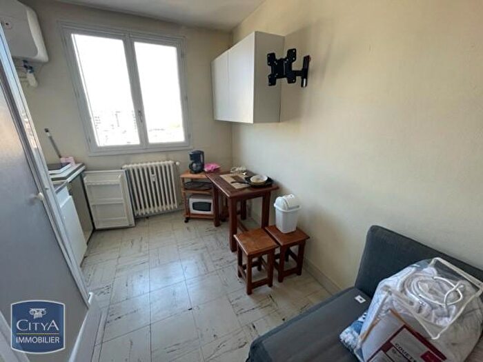 Appartement à louer - Angers, Centre-ville, La Fayette - 1 pièce