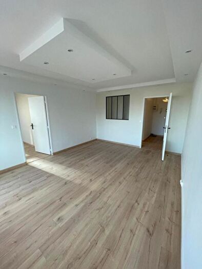 Appartement 3 pièces à vendre à Reims, Europe, Chemin Vert