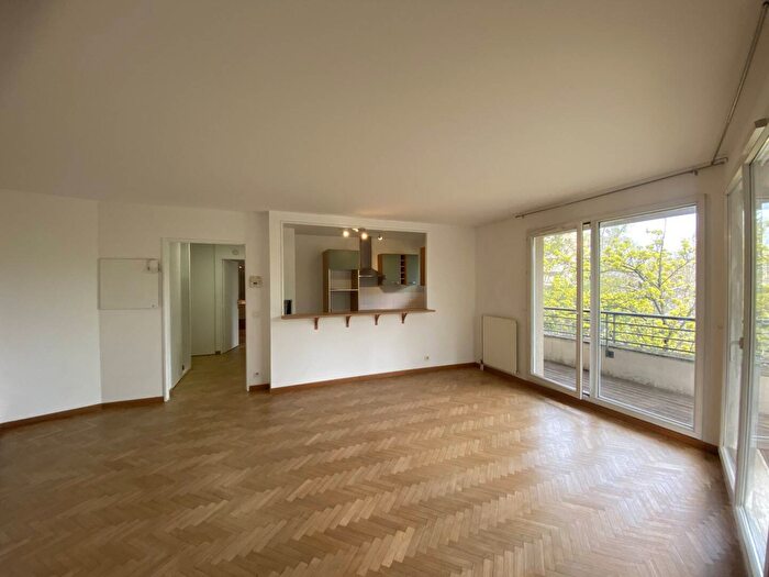 Appartement à louer - Faubourg de lArche, Courbevoie - 3 pièces - 2 chambres