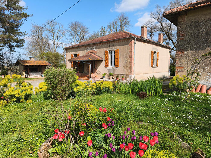 Maison à vendre - Escorneb uf, Escorneboeuf - 5 pièces - 4 chambres