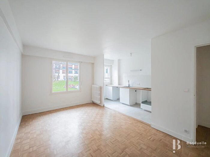 Appartement à louer - Paris e , Dupleix, Motte Picquet - 3 pièces - 2 chambres