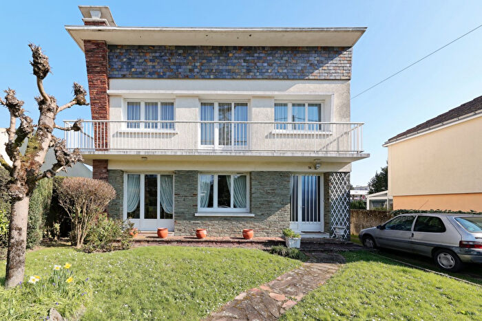 Maison à vendre - Saint-Herblain, Nord - 5 pièces - 3 chambres