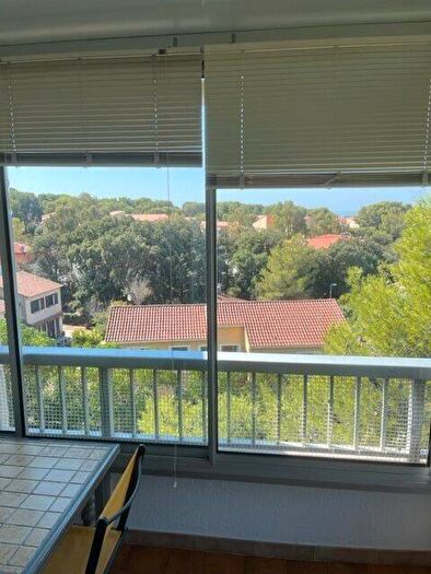 Appartement à louer - Village, Saint-Mandrier-sur-Mer - 2 pièces - 1 chambre