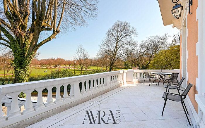 Appartement à vendre - Lyon e , Tête dOr, Vitton - 7 pièces - 4 chambres