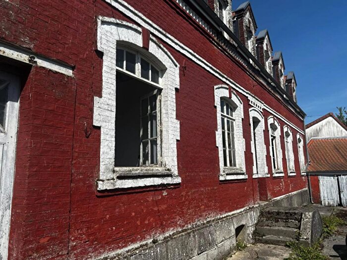 Maison 8 pièces à vendre à Doudeauville