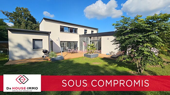 Maison à vendre - Changé - 7 pièces - 5 chambres