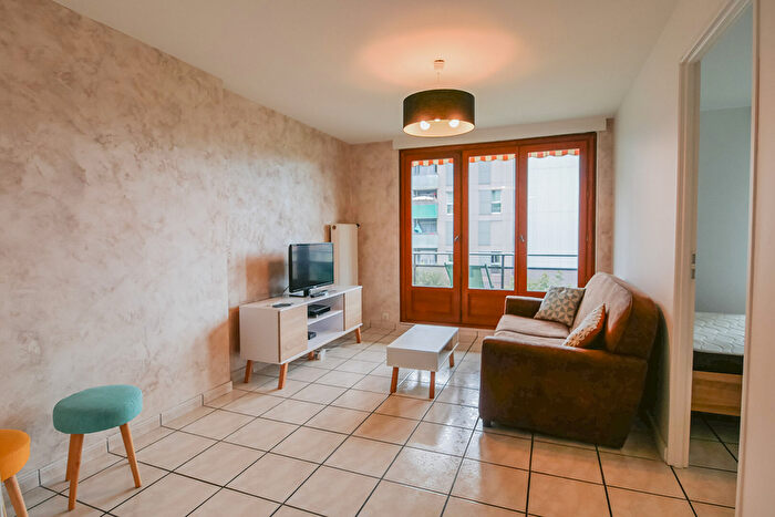 Appartement à louer - Annecy, Parc des Sports, Fier - 4 pièces - 3 chambres