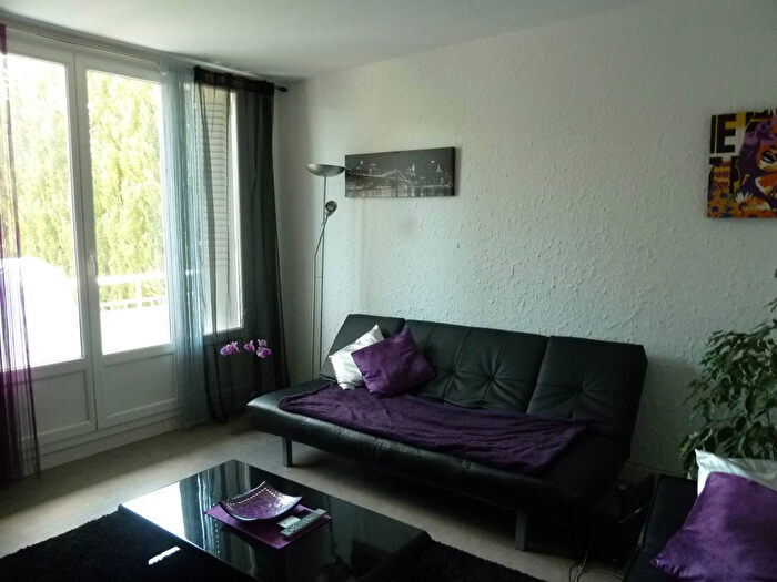 Appartement à louer - Saint-Martin-dHères, Teyssere - 2 pièces - 1 chambre