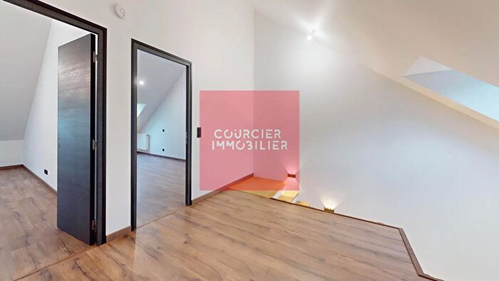 Maison à vendre - Jouars-Pontchartrain - 6 pièces - 4 chambres