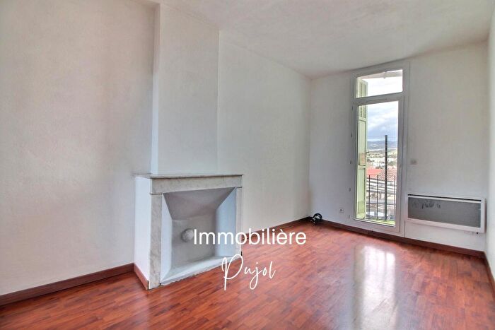 Appartement à louer - Marseille e , Saint-Antoine - 2 pièces - 1 chambre