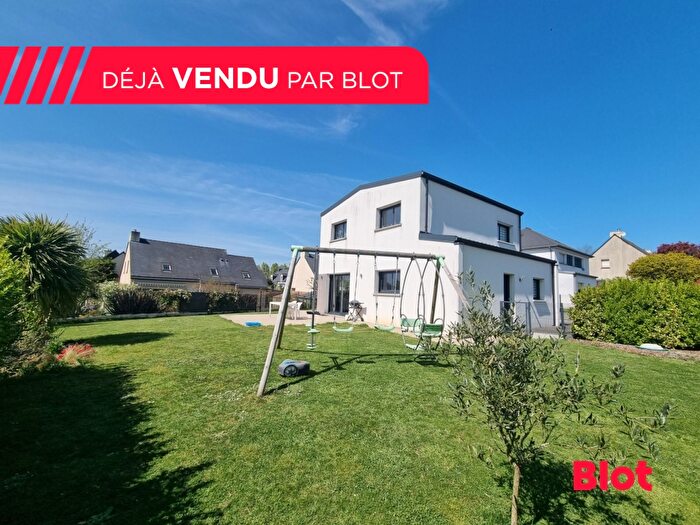 Maison à vendre - Parthenay-de-Bretagne - 6 pièces - 4 chambres