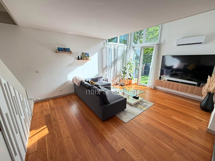 Appartement 2 pièces à Villeneuve-le-Roi, Bord de lEau, à vendre