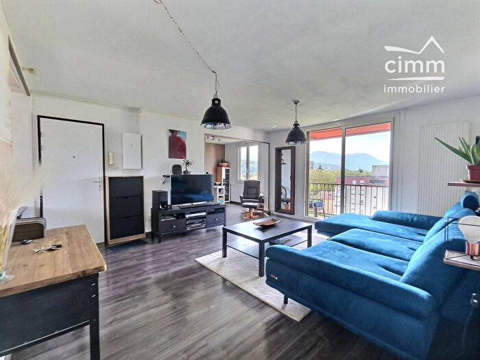 Appartement à vendre - Échirolles, Bayard, La Luire, Vicose, Comboire - 4 pièces - 2 chambres