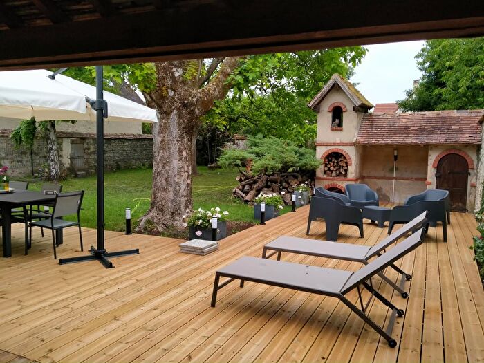 Fontainebleau, Constance, Fleury : Maison 9 pièces à vendre