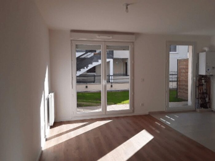 Persan : Appartement 2 pièces à louer