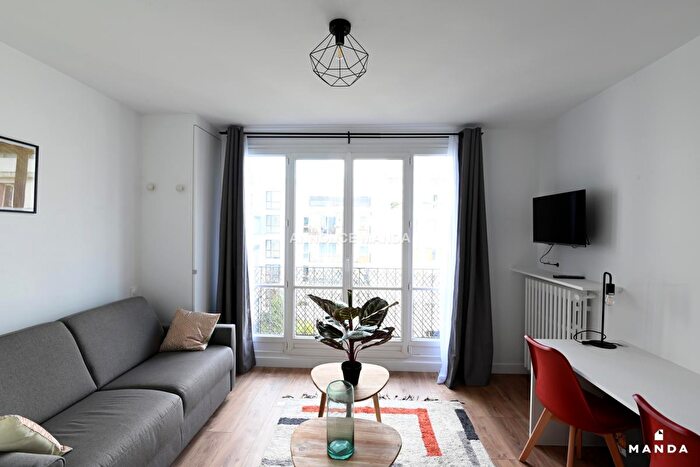 Appartement 1 pièce à louer - Paris 20ème, Père Lachaise, Réunion