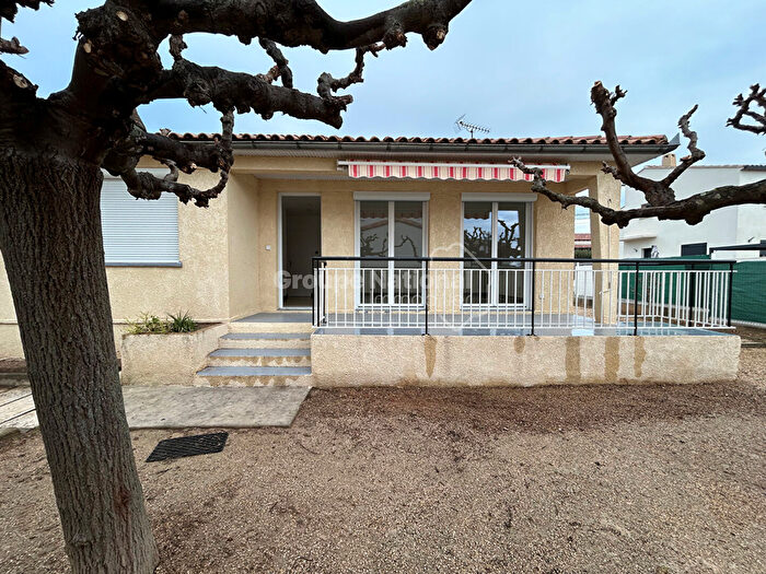 Maison à louer - Bezouce - 4 pièces - 3 chambres