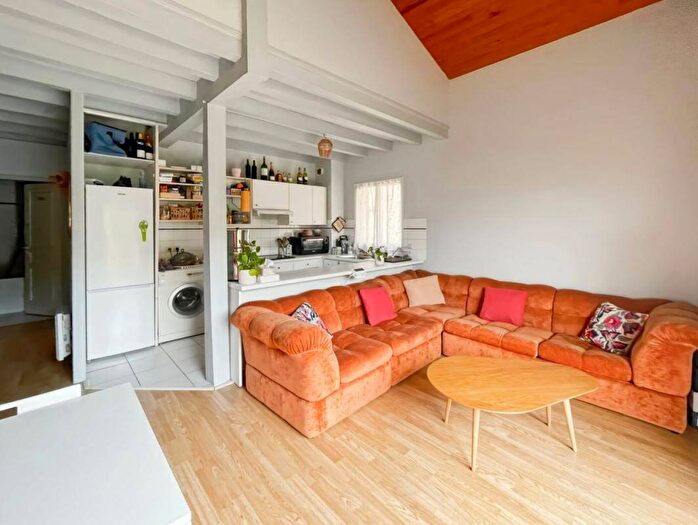 Appartement à louer - Saint Jean dAoût, Mont-de-Marsan - 3 pièces - 2 chambres