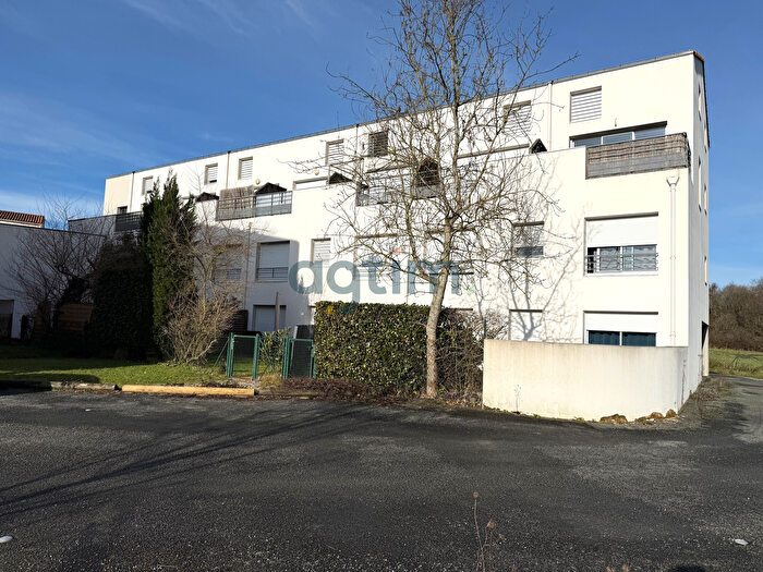 Appartement à vendre - La Roche-sur-Yon, Le Bourg sous la Roche - 2 pièces - 1 chambre