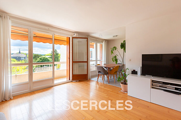 Appartement à vendre - Chatou, Ouest - 4 pièces - 3 chambres