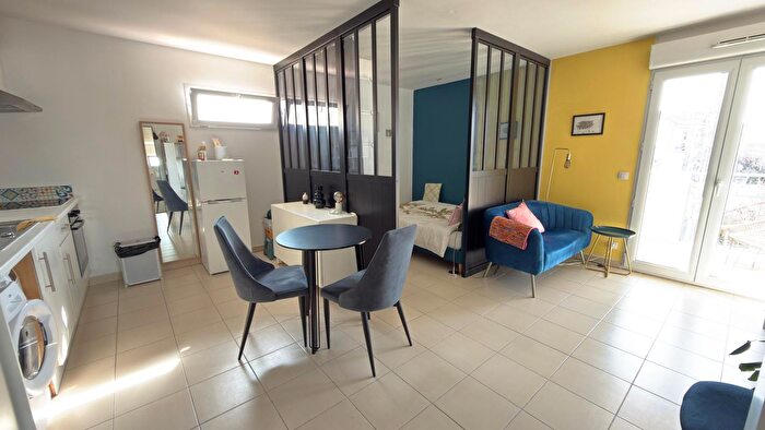 Appartement à vendre - Neuilly-Plaisance, Eglise, Gare - 2 pièces - 1 chambre