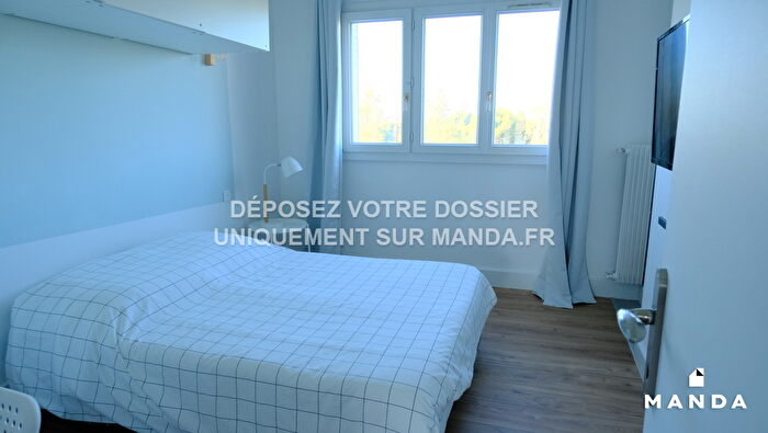Appartement à louer - Marseille e , Sainte-Marguerite - 4 pièces - 3 chambres