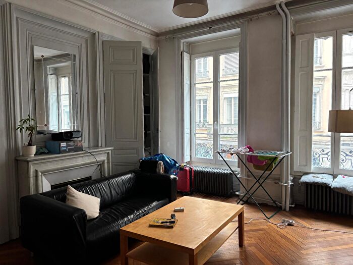 Appartement à louer - Lyon e , Mutualité, Préfecture, Moncey - 3 pièces - 2 chambres