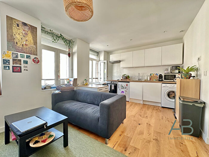 Lille, Wazemmes : Appartement 2 pièces à vendre