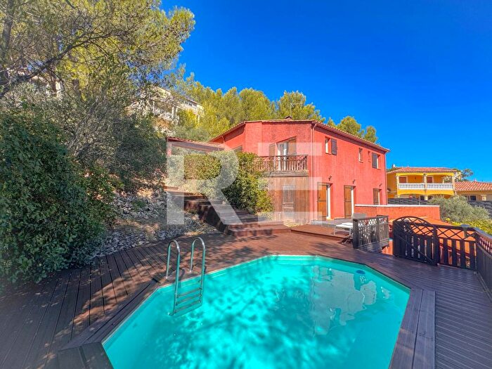 Maison 7 pièces à vendre à Beaucaire, Ugernum