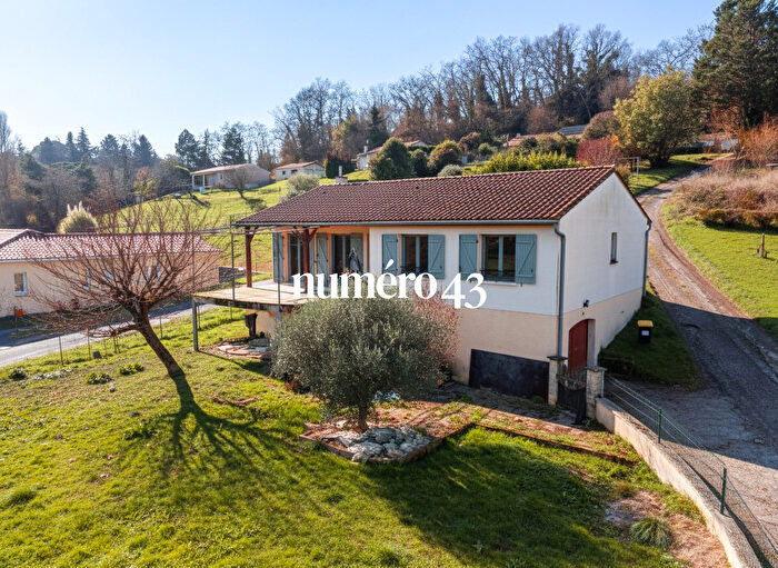 Maison à vendre - Fronsac - 4 pièces - 3 chambres