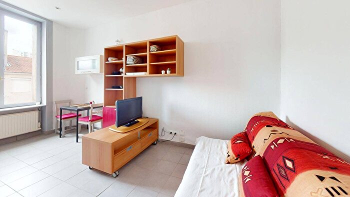 Appartement à louer - Badouillère-Saint Roch-Valbenoîte, Saint-Étienne - 2 pièces - 1 chambre