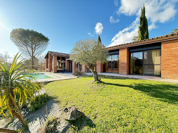 Maison à vendre - Vigoulet-Auzil - 8 pièces - 4 chambres