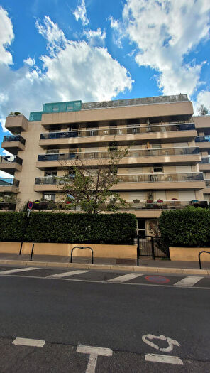 Appartement 2 pièces à Courbevoie, Bécon, à vendre