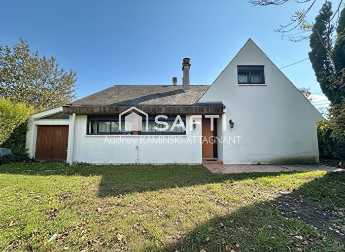 Maison à vendre - Méru, Centre-ville - 8 pièces - 4 chambres