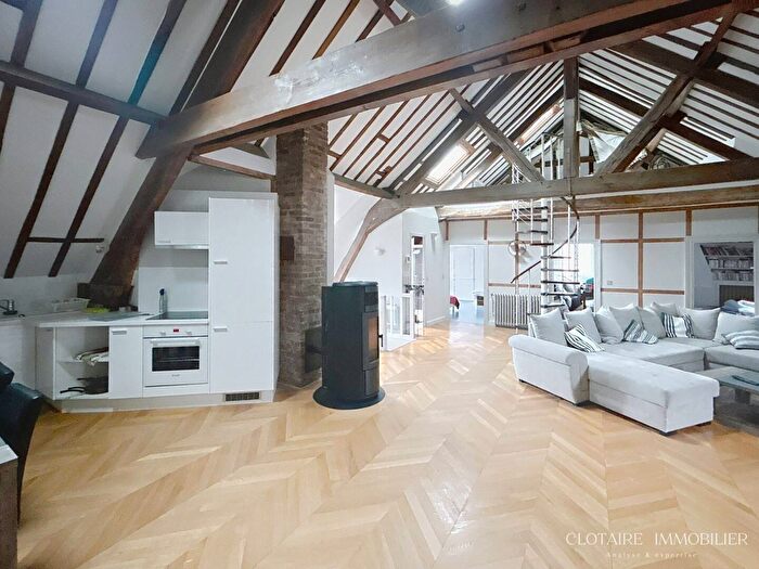 Appartement à louer - Compiègne - 7 pièces - 5 chambres