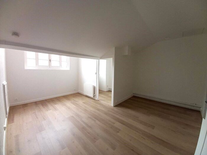 Appartement à louer - Vieux Lyon, Lyon ème arrondissement - 1 pièce