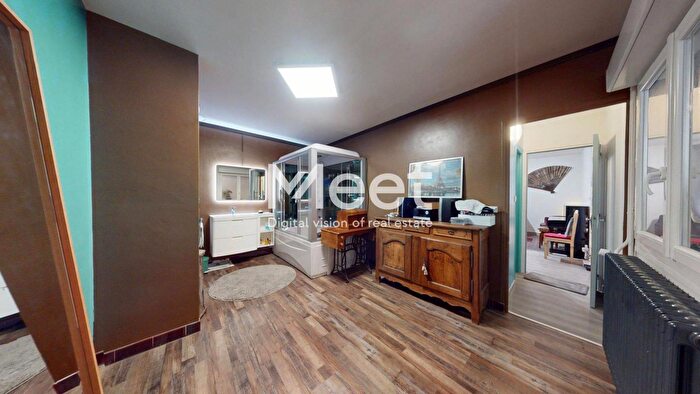 Maison à vendre - Auxerre, Centre-ville - 6 pièces - 4 chambres