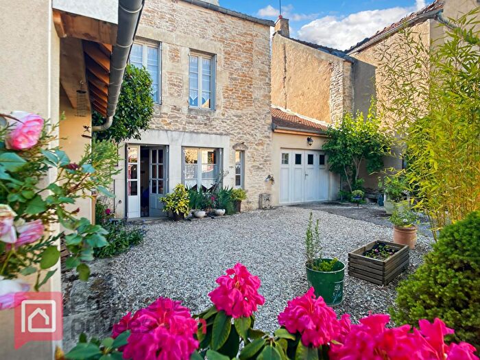 Maison à vendre - Massangis - 4 pièces - 3 chambres