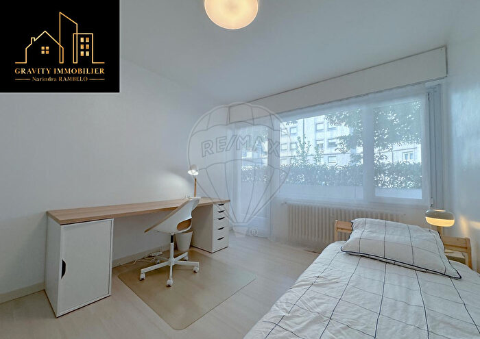 Appartement à louer - Gaillard - 4 pièces - 3 chambres