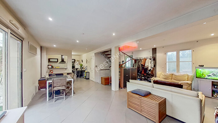 Maison à vendre - Santeuil - 7 pièces - 5 chambres