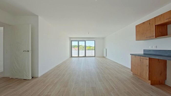Poitiers, Trois Cités - Appartement 4 pièces à louer