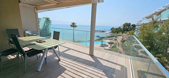 Appartement à vendre - Sari-Solenzara - 3 pièces - 2 chambres