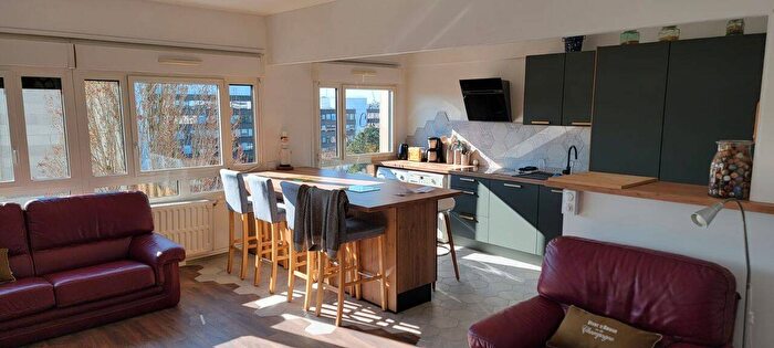 Barbâtre-Saint Remy-Verrerie, Reims - Appartement 7 pièces à louer
